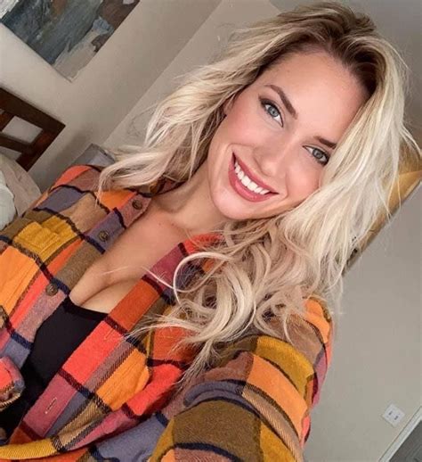 Paige Spiranac Blonde Moments Blonde Bombshell Gorgeous Girls