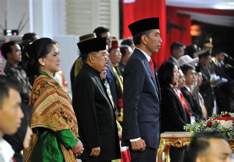 Usai Serahkan Obor Api Asian Games 2018 Presiden Jokowi Jadi Irup