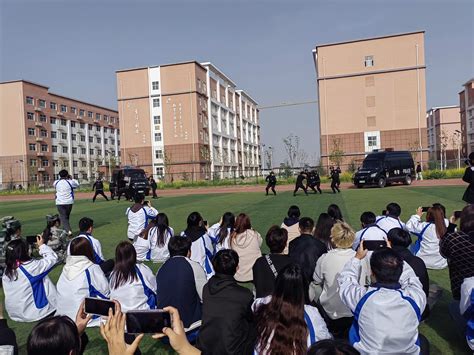 西安高新科技技术学院西安高新科技学院第11页大山谷图库