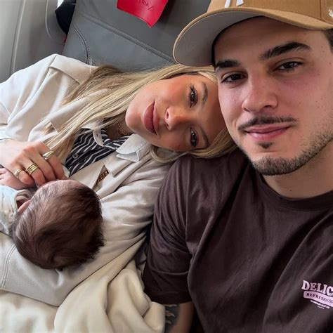 Alejandra Rubio Y Carlo Costanzia Muestran Imágenes Inéditas Con Su