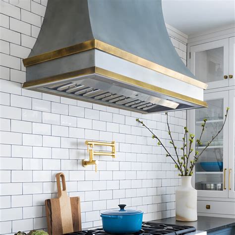 Akicon 36 In Ducted Stainless Steel Undercabinet Range Hood Insert With