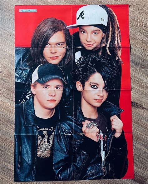 Pin De 𝑹𝒆𝒏𝒂𝒕𝒂 Em Tom Kaulitz Celebridades Masculinas Bonitas Tokio