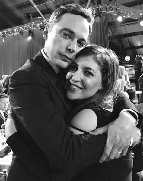 Pin De K G Em Big Bang Theory The Big Theory Cantores Filmes