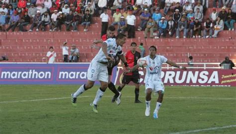 El Líder César Vallejo Venció Por 2 0 Al Melgar En Arequipa Deportes