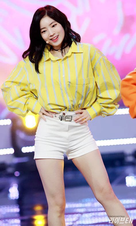 Live포토 트와이스twice 다현 두부 두부 둡둡 두부 다혀니~ 연예인 몸매좋은 여자 유명인