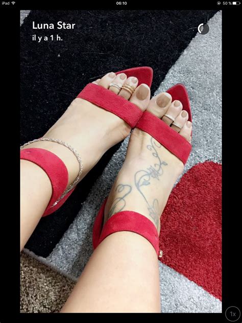 Luna Stars Feet