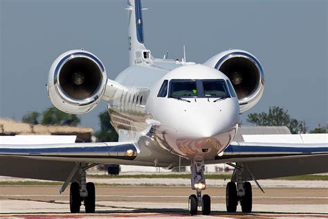 Gulfstream G IV Apronjet Uçak Kiralama