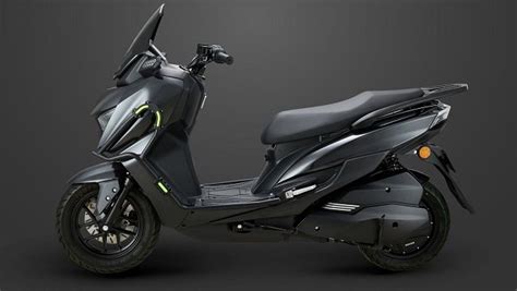 Revoo E52 Review The Ultimate High Performance E Scooter Stands Out As
