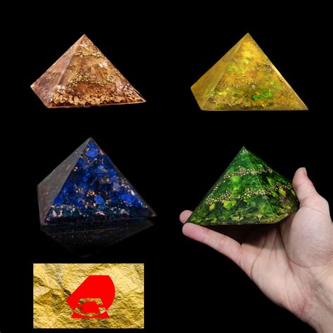 Orgonit Pyramide Nach Wahl Gold Bottom Firstonthesun