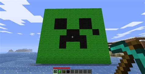 Giant Creeper Face Minecraft Map