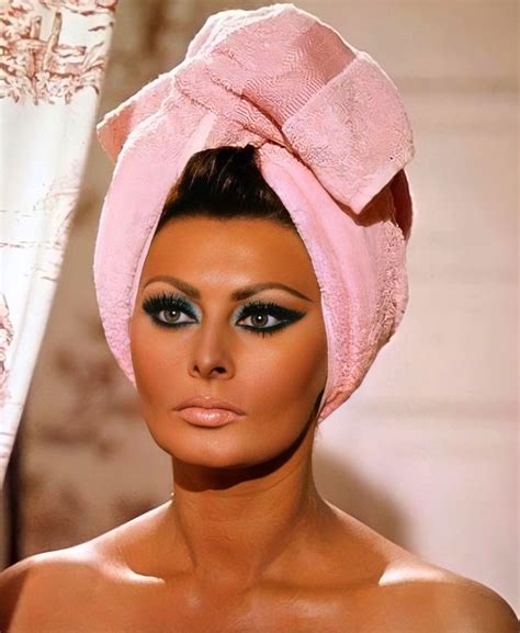 Female Actresses Sophia Loren Classic Movies Classic Beauty Elvis