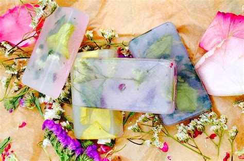 Labelladiva Diy Rose Petals Soap