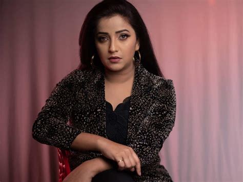 Apurva Nemlekar In Aabhas Ha