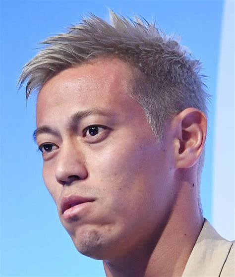 写真：本田圭佑 生放送で現役続行を宣言！ 来季は「できれば新しい国がいい」とj復帰は否定 東スポweb