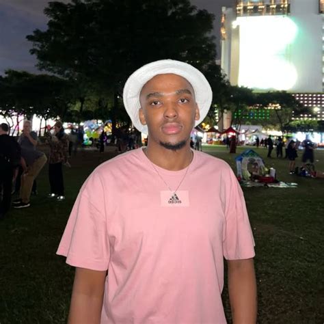 Lunga Dlamini Just Simphiwe On Threads