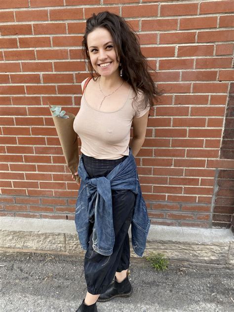 Quinn Finite On Twitter Contrary To My Nips It Is Actually Warm Outside Yay