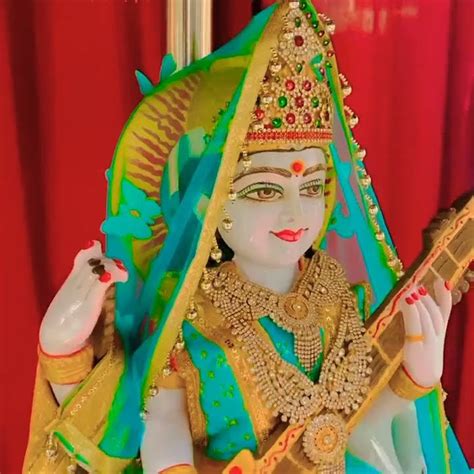 🙏माँ सरस्वती ज्ञान व स्वर कि देवी है Youtube