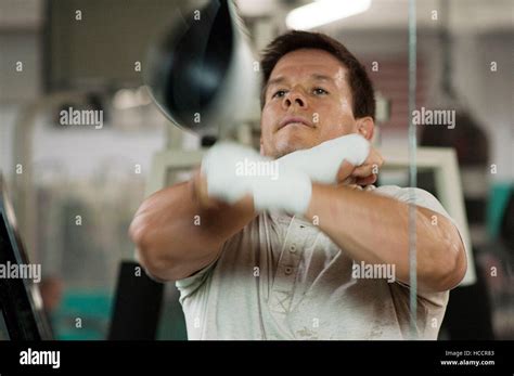 The Fighter Mark Wahlberg 2010 Ph Jojo Whilden ©paramount Pictures