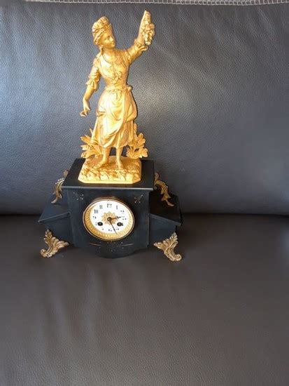 Mantel Clock JAPY FRERES Cie Medaille D Honneur Marble Bronze