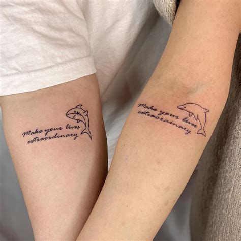 레터링과 🦈 And 🐋 우정타투입니다☺️ 고래 상어 홍대타투 안산타투 합정타투 홍대타투잘하는곳 타투모리한