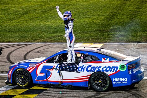 Kyle Larson Wins Adventhealth 400 In The Closest Finish In The Nascar Cup Series History Wbiw
