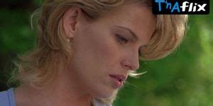Shannon Whirry Breasts Scene In Me Myself And Irene