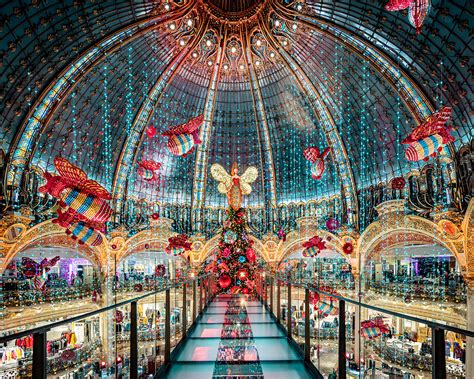 ギャラリー・ラファイエットのクリスマスが開幕！ トリコロル・パリ パリとフランスの旅行・観光情報