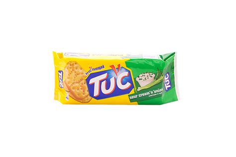 Крекер «Tuc» сметана и лук 100 гр, 100 г – купить по приятной цене с ...