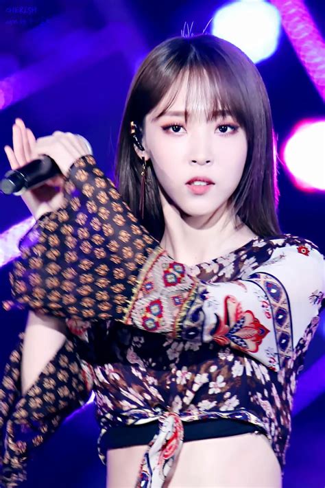 Moonbyul South Korean Girls Korean Girl Groups Pop Queen Mamamoo