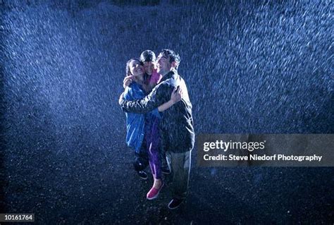 Girl Group Shower Photos And Premium High Res Pictures Getty Images