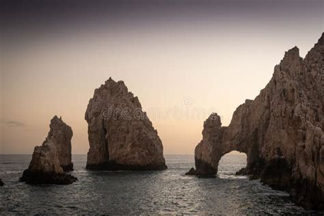 Cabo San Lucas Arch On The Pacific Ocean With Blue Waters Stock Photo