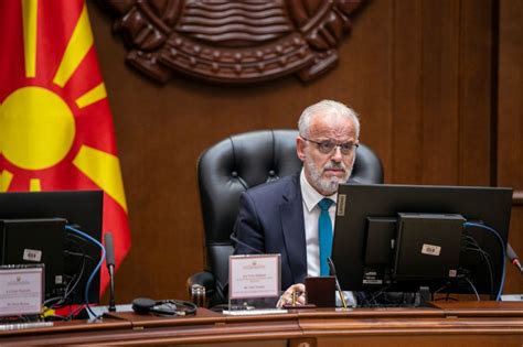 Од 14 владина седница 24 април и 8 мај за кога се распишани изборите се определени за