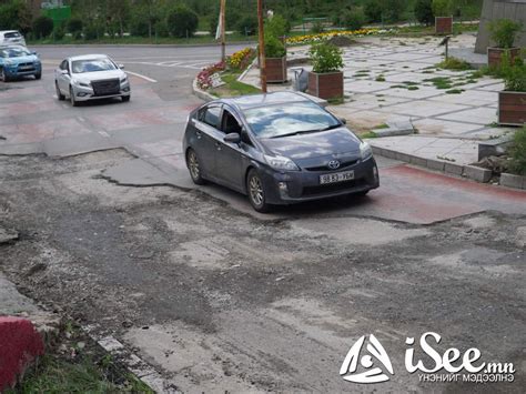 Өргөө кино театраас И март худалдааны төвийн уулзвар хүртэл замыг түр хааж шинэчилнэ Isee Mn