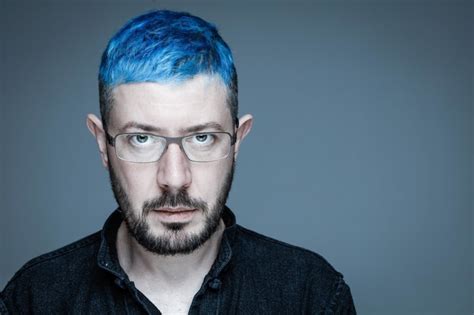 Артемий Лебедев: Российский дизайнер Российский дизайнер, изобретатель ...