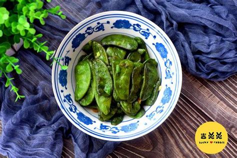炒扁豆放一把它味道媲美海鲜越吃越好吃根本停不下来