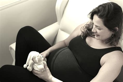 Pregnancy Tips For First Time Moms Broke And Chic