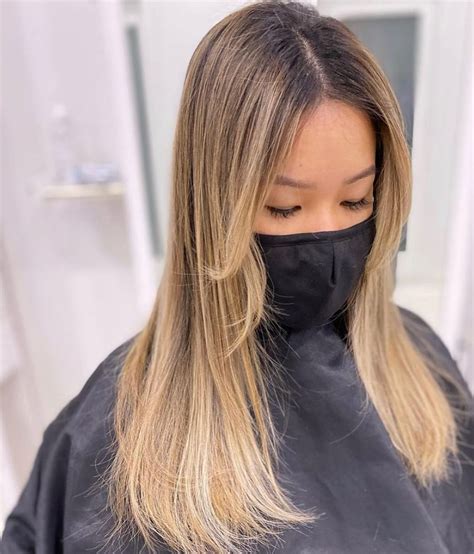 20 Stunning Hairstyles With Feathered Bangs Trending In 2024