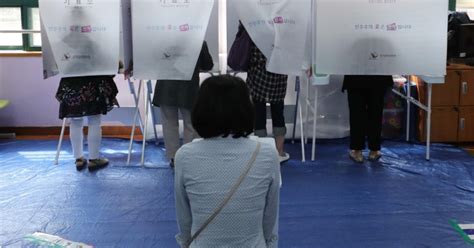 613 지방선거 출구조사 광역단체장 민주당 14곳·한국당 2곳
