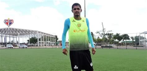 Ex Jogador Do Bahia Sofre Infarto E Morre Durante Treino Atacante Tinha 36 Anos Voz Da Bahia