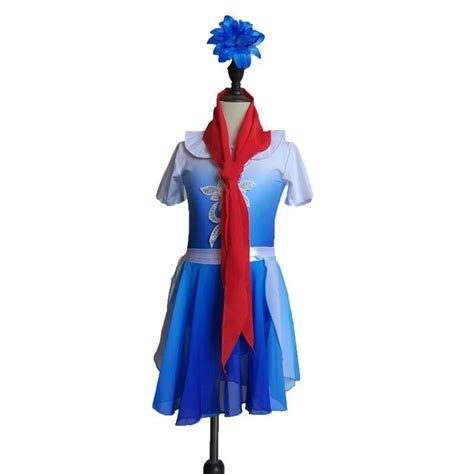 飘扬红领巾演出服向着梦想奔跑表演服歌唱祖国合唱服中国梦舞蹈服 虎窝淘