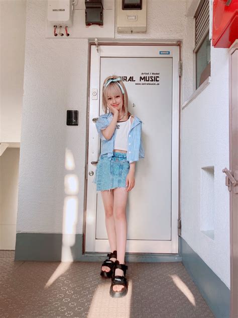 ぎゃるぴな♡白木姫菜／nyaaanya／ソロdance＆vocal！ On Twitter おはぴな💛💛💛 今日のライブ😆 2公演目はねこ