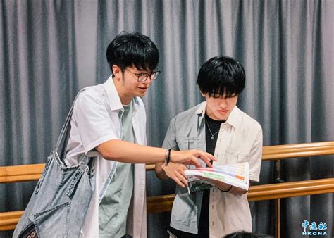 香港中學文憑試放榜 4狀元3人打算念醫科 頭條 香港中通社