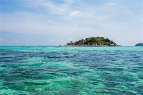 Machine Learning Enhances Insight Into Ocean Dynamics R Multiplatform Ai