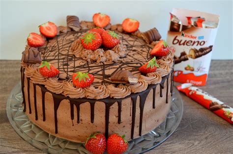 Julias zuckersüße Kuchenwelt Kinder Bueno Torte Bueno torte rezept Kuchen und torten rezepte