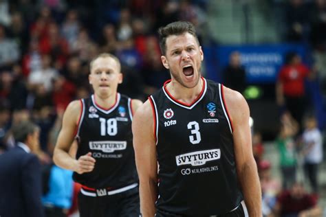 Chrisas Krameris Apie „ryto“ Naujoką „jam Nereikia Pagalbos Puolime“