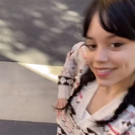 Jenna Ortega Icon Pfp Aesthetic Uptown Girl Jenna Ortega Art Reference Aesthetic People Hey