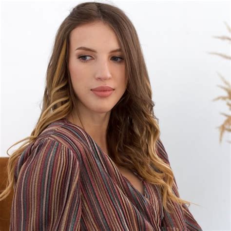 Greta Bab • Threads Say More