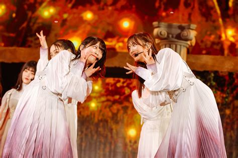 画像38 43 櫻坂46渡邉理佐、グループ初卒業コンサートで号泣 欅坂46楽曲披露＆サプライズの胸熱ステージでアイドル人生に幕＜セット