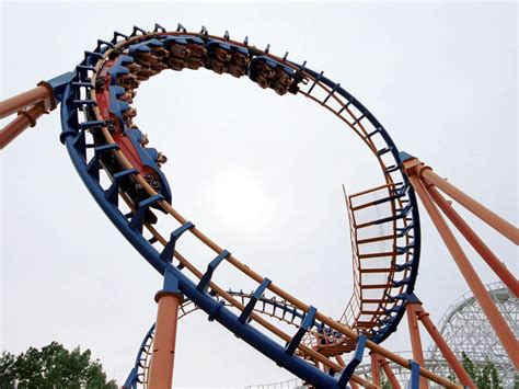 Passengers On A Wisconsin Roller Coaster Were Trapped Upside Down For