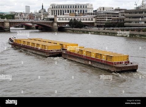 Cory Waste Barge With Containers Sailing Down The River Thames London England Uk Stock Photo Alamy